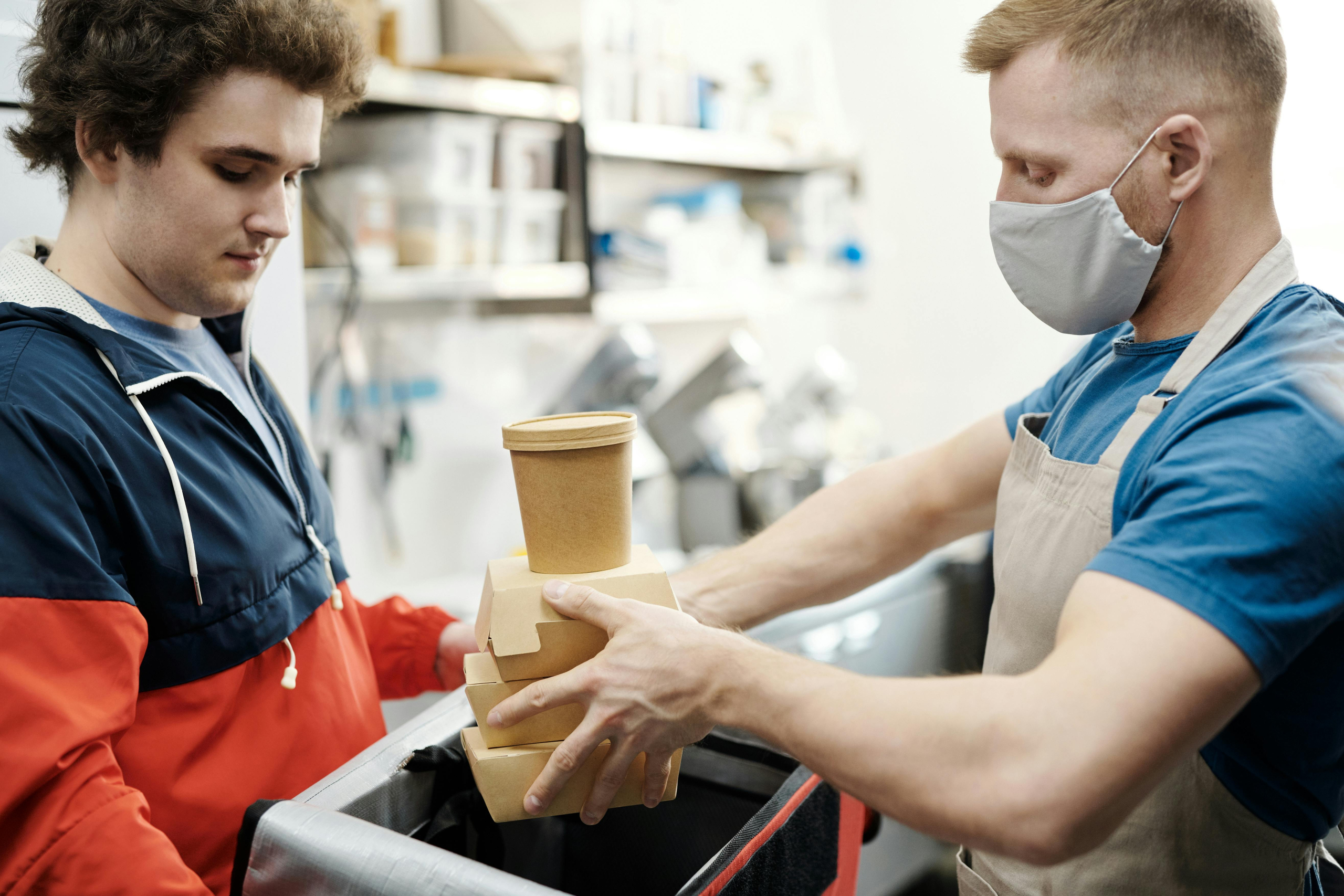 10 Steps to Improve Food Delivery Service in Takeaway Business